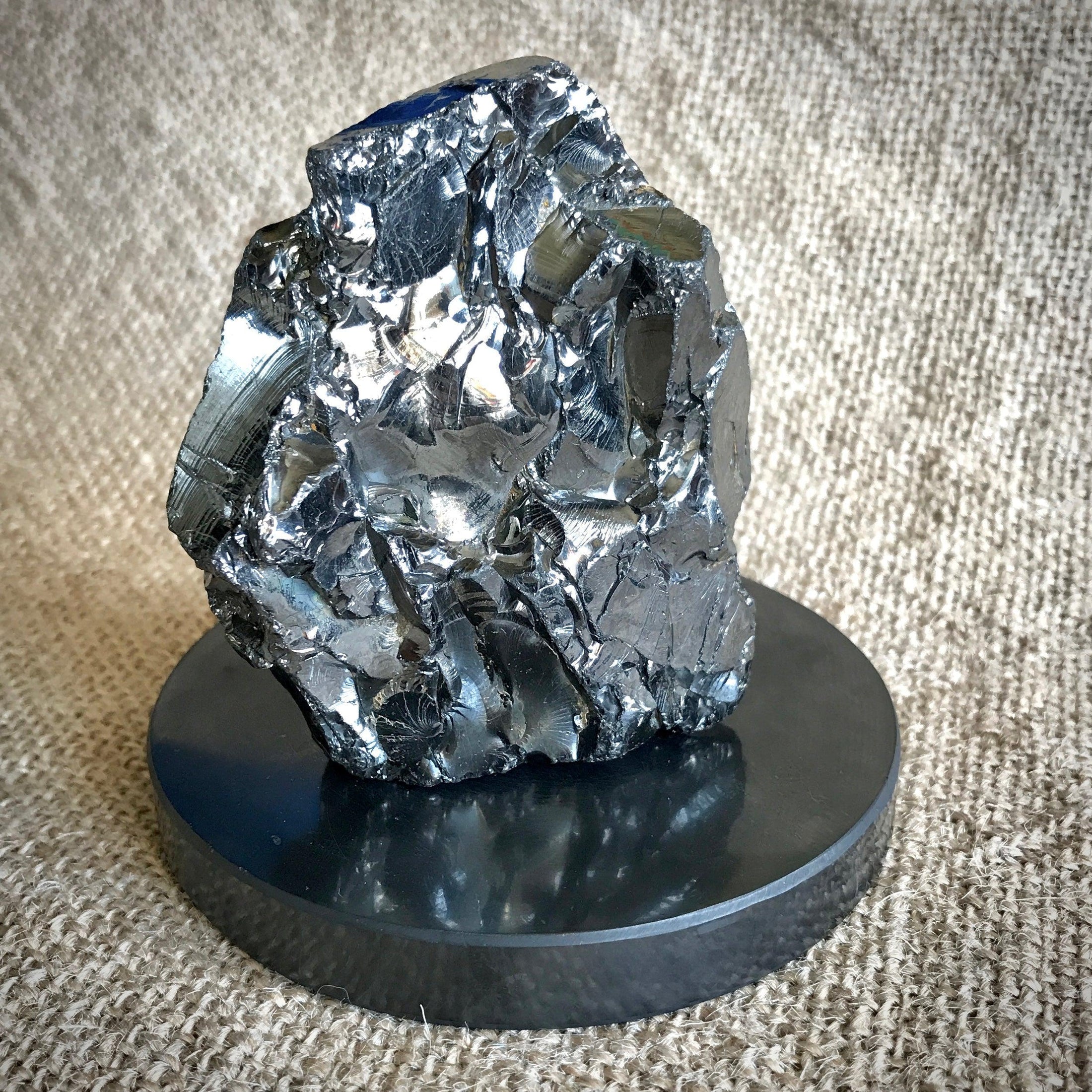Shungite 101 - What It Is, How It Formed | Shungite's Benefits ...